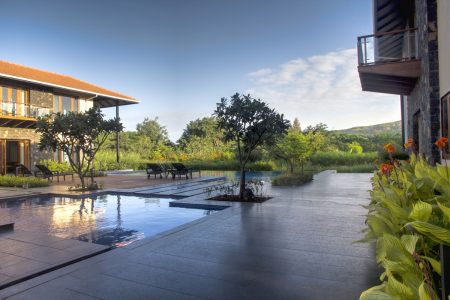 Pawa Farmhouse at Nashik by Sanjay Patil, Environ Planners - ArchiSHOTS ...