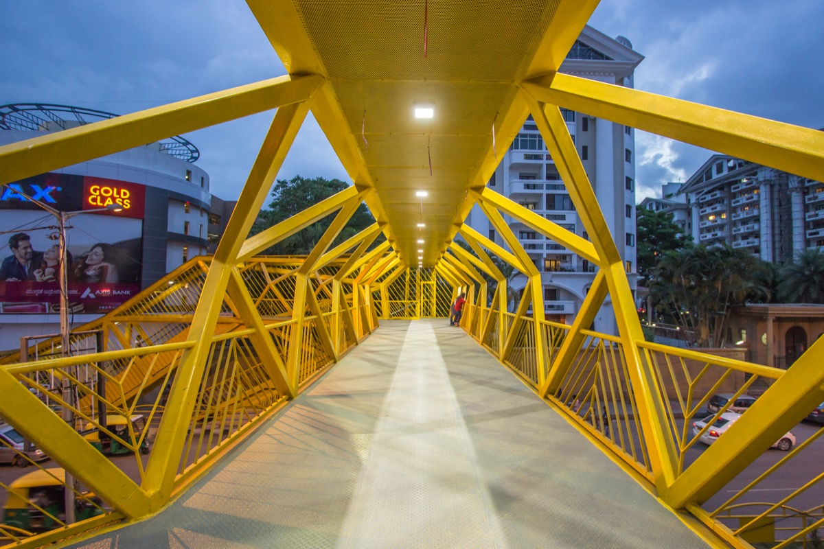 Foot over Bridge at Forum Mall, Bangalore by MayaPraxis - ArchiSHOTS ...