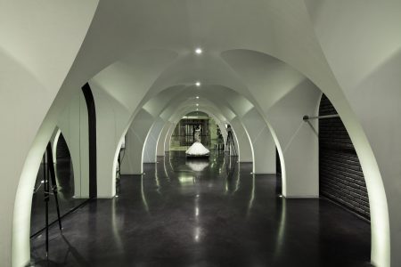 Interior Design of Manav Gangwani Showroom at DLF Emporio by Studio ...