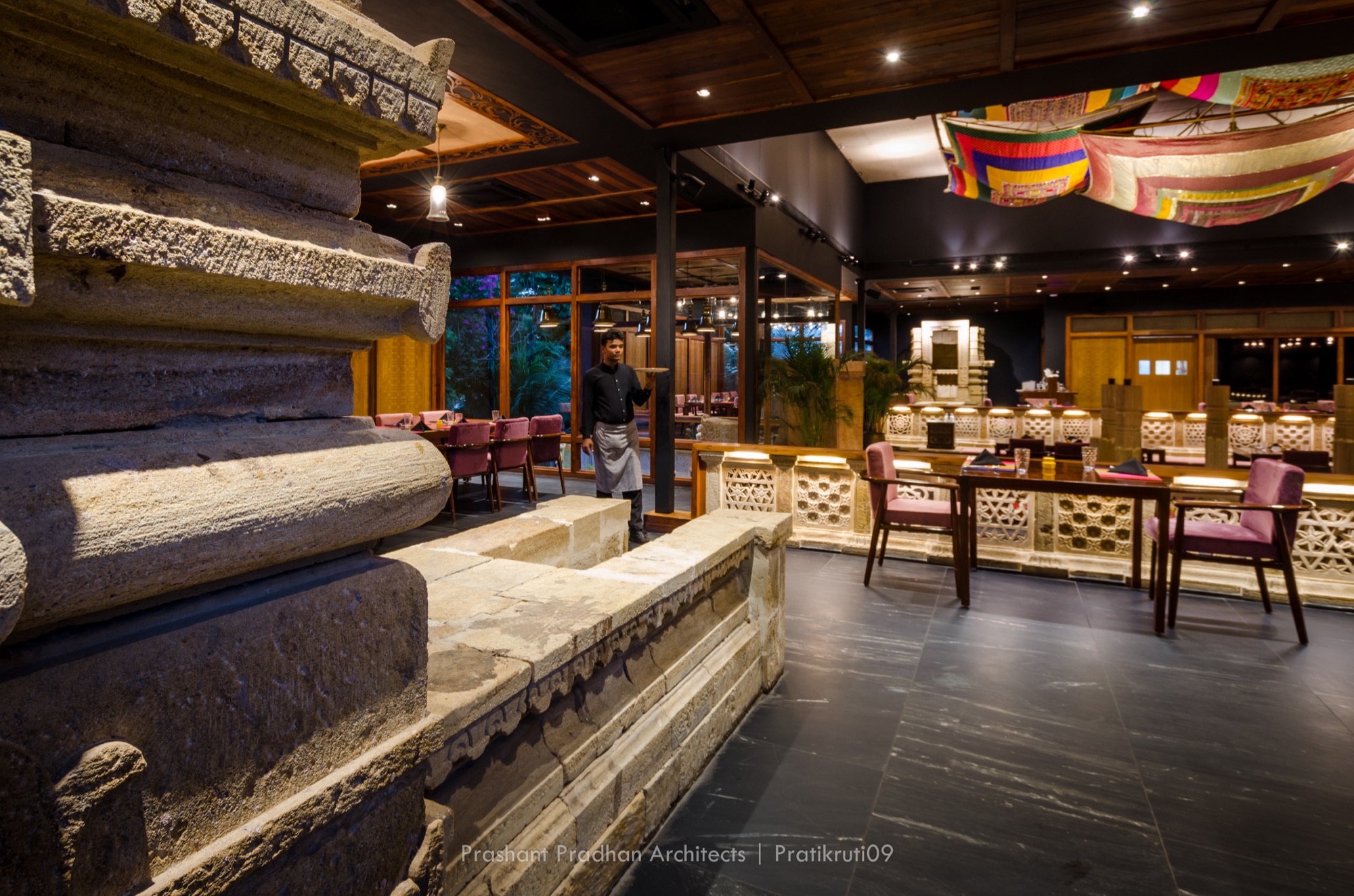 Rangeen, restaurant at Ahmadabad, by Prashant Pradhan Architects ...