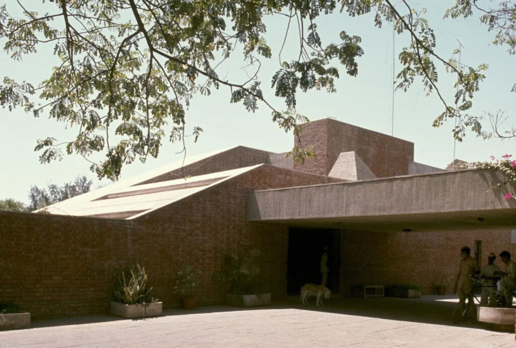 An Infinity of Traces | Charles Correa, by H. Masud Taj - ArchiSHOTS ...