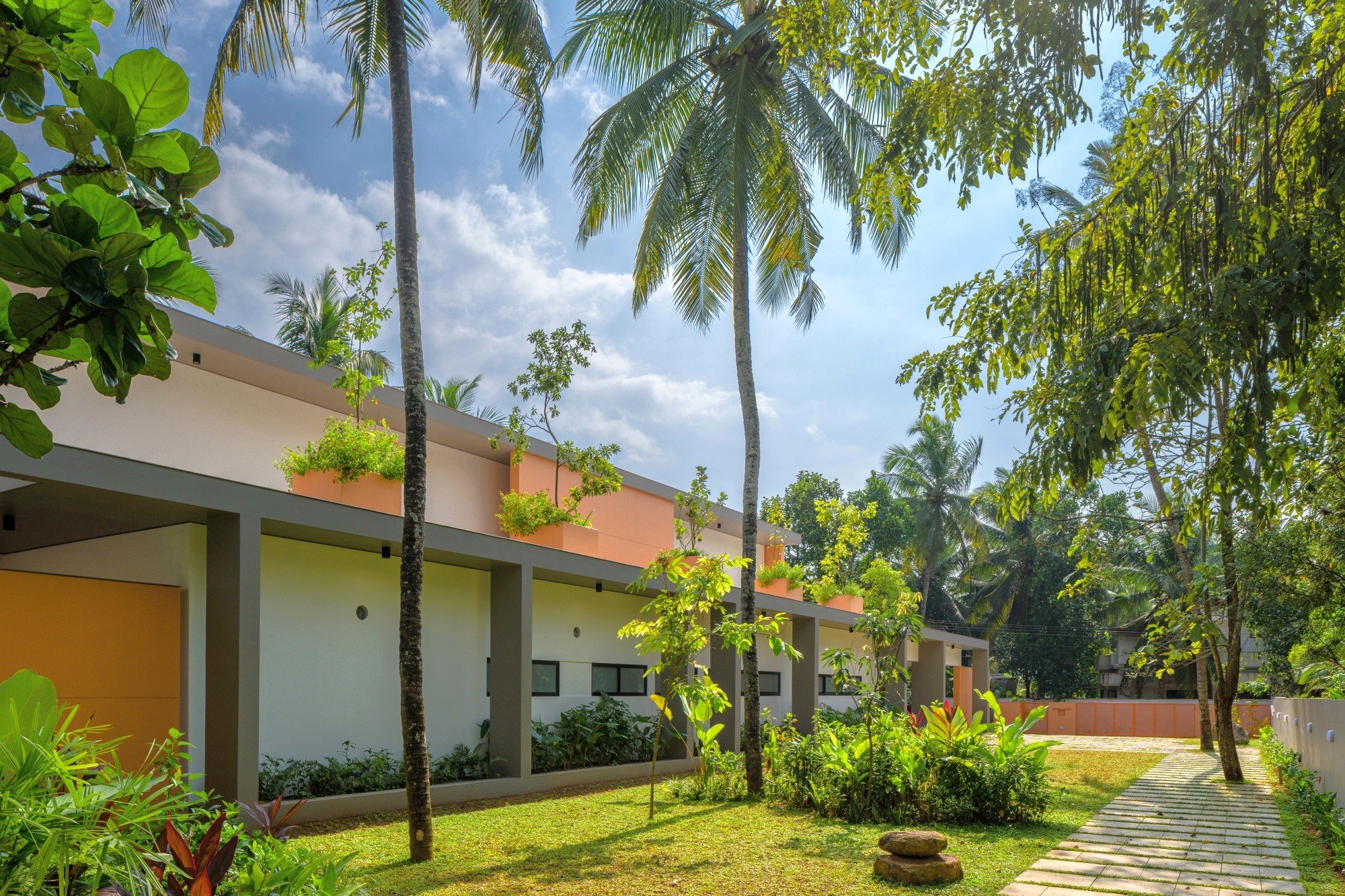 The Colour Burst House, Kerala, by LIJO.RENY.architects - ArchiSHOTS ...