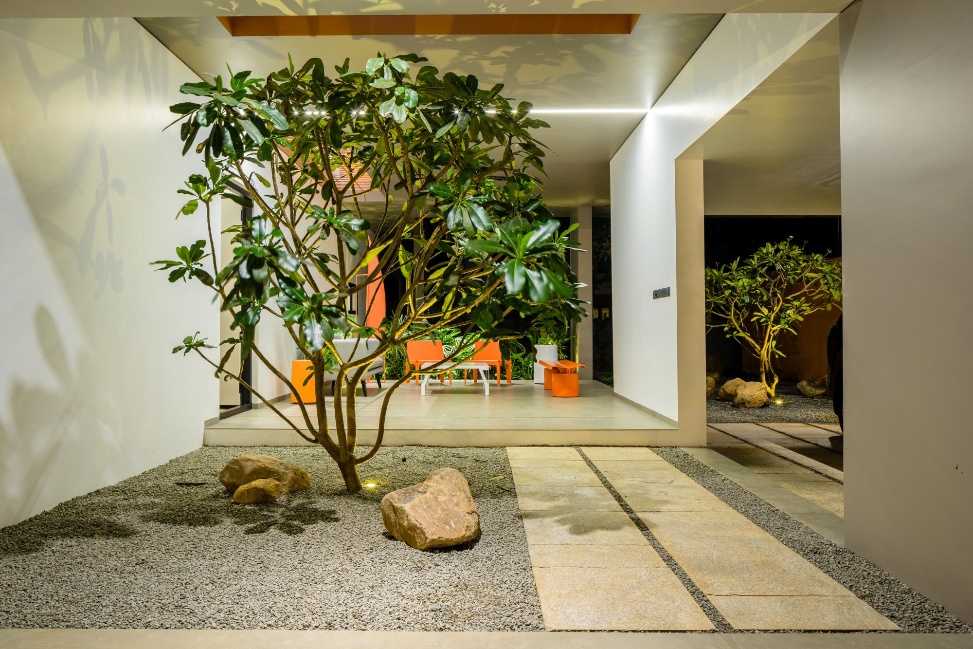 The Colour Burst House, Kerala, by LIJO.RENY.architects - ArchiSHOTS ...