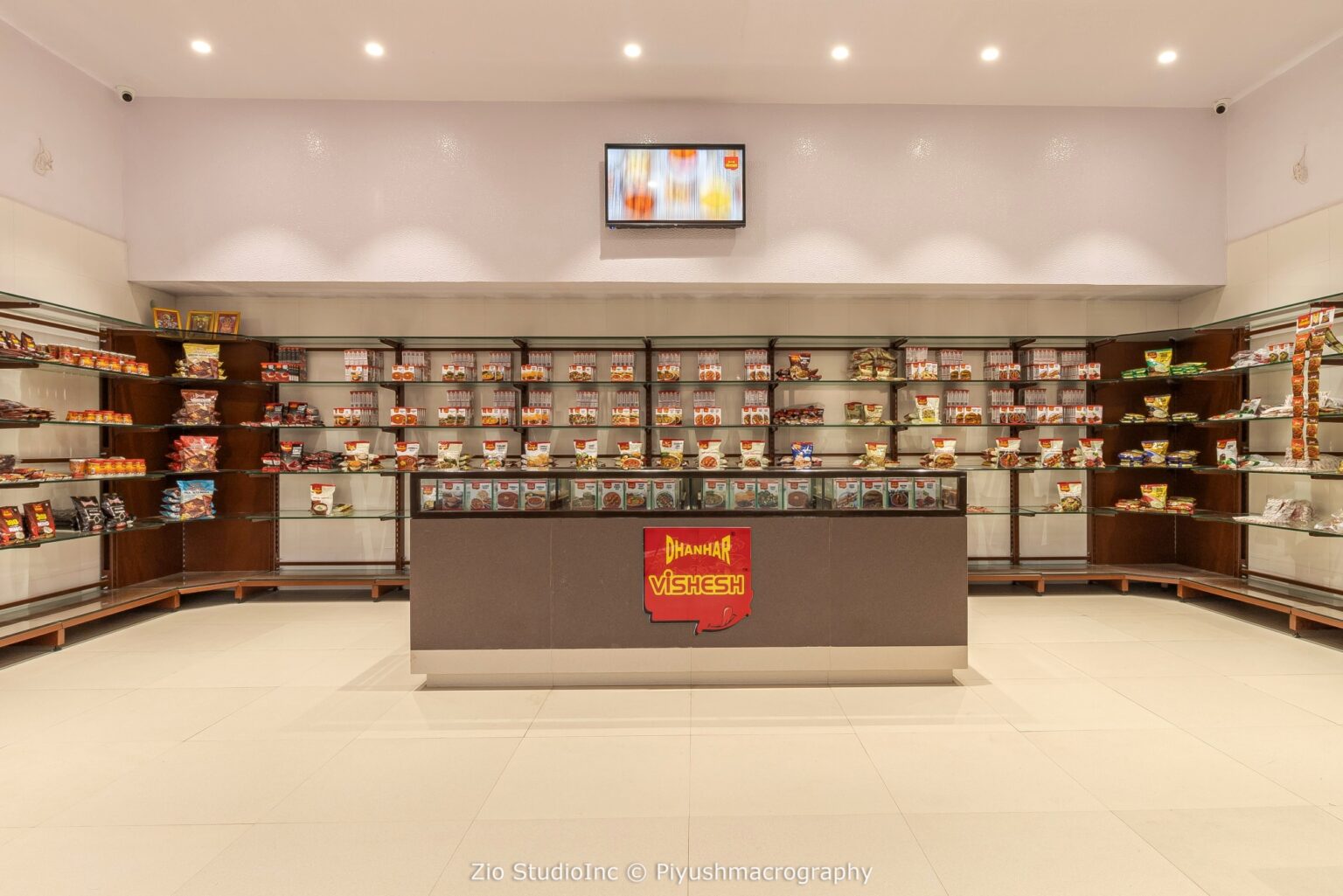 Simply Spiced, Navsari, Gujarat, by Zio studioinc - ArchitectureLive!