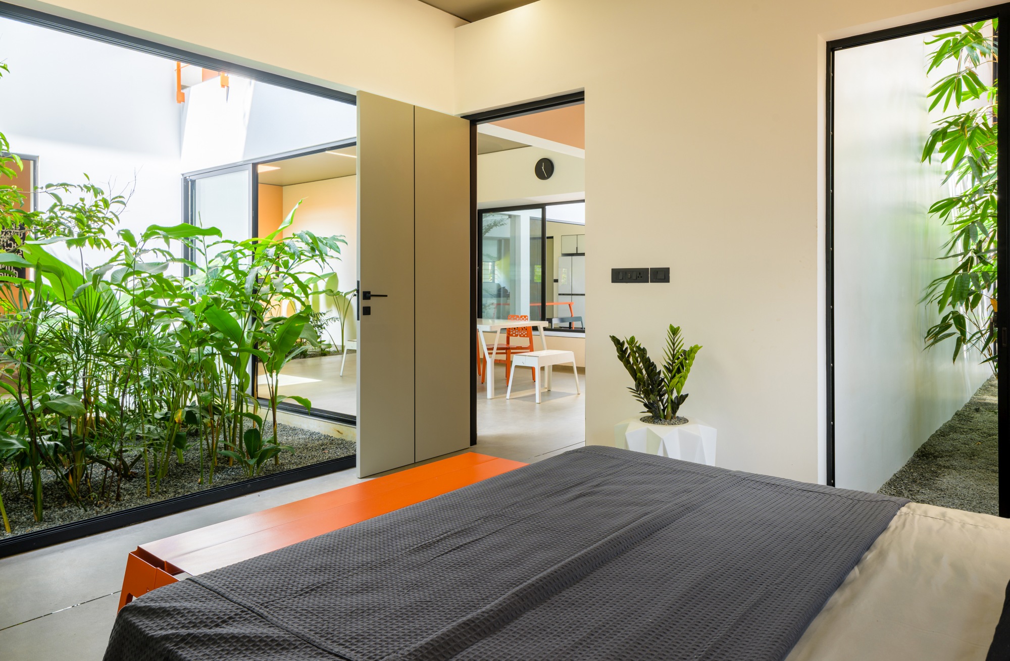 The Colour Burst House, Kerala, by LIJO.RENY.architects - ArchiSHOTS ...