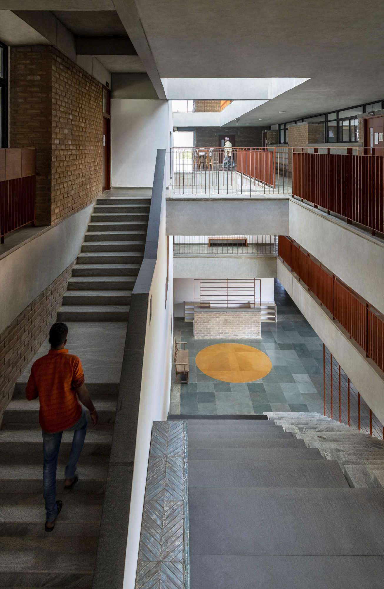 "A sense of space, a sense of place" : Khushru Irani's notes from a ...