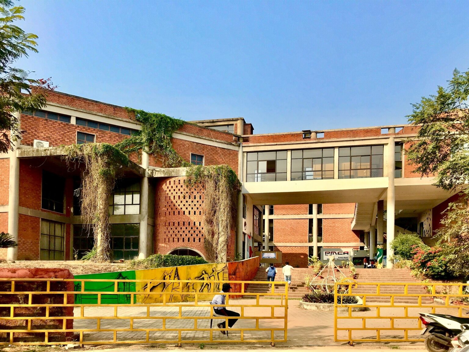 An Ode to PILOO MODY: The Architect of Architects Act & Humorous ...