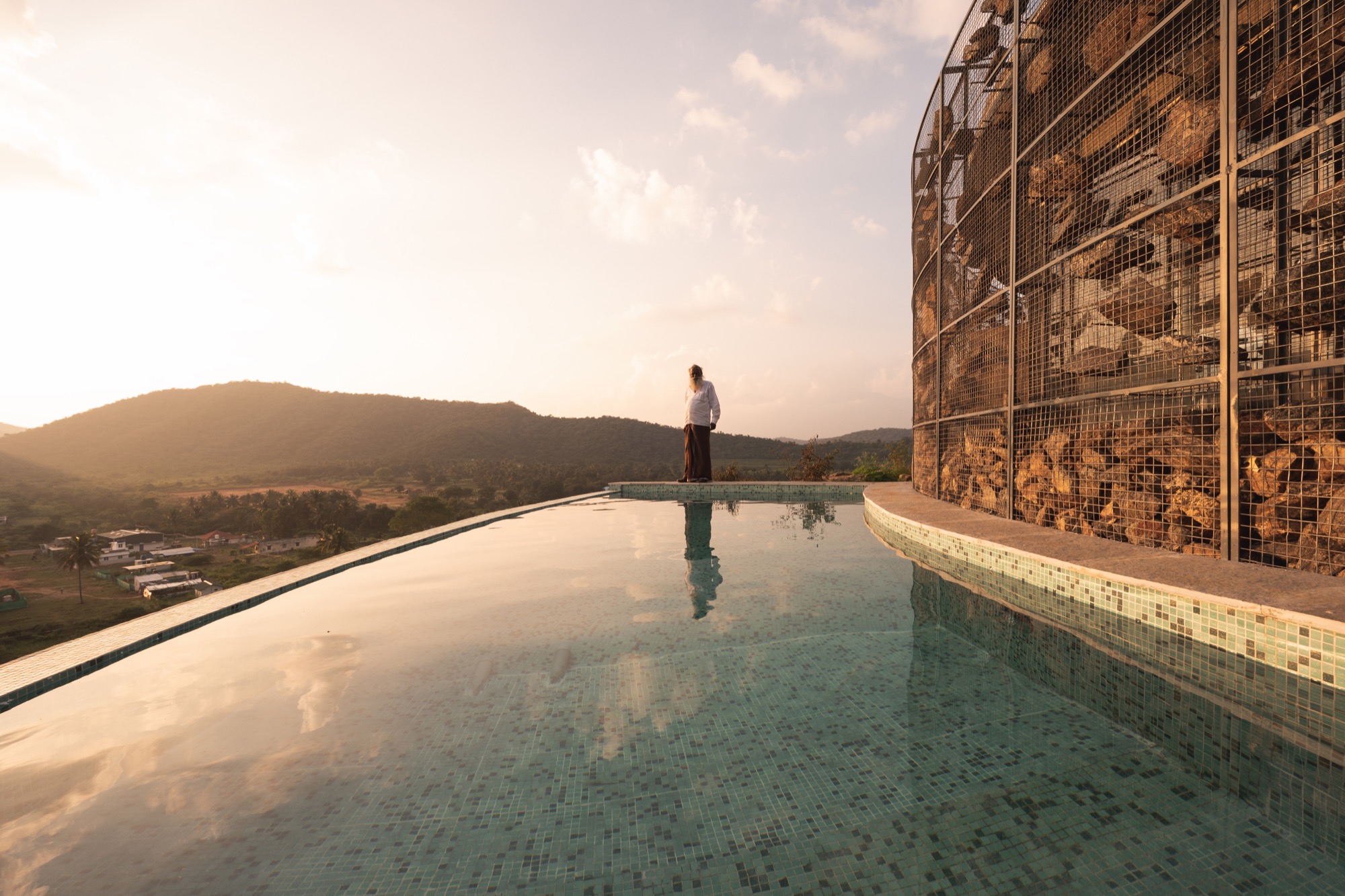 The Infinite Rise - Farm House at Coimbatore, Tamilnadu, by Earthscape ...