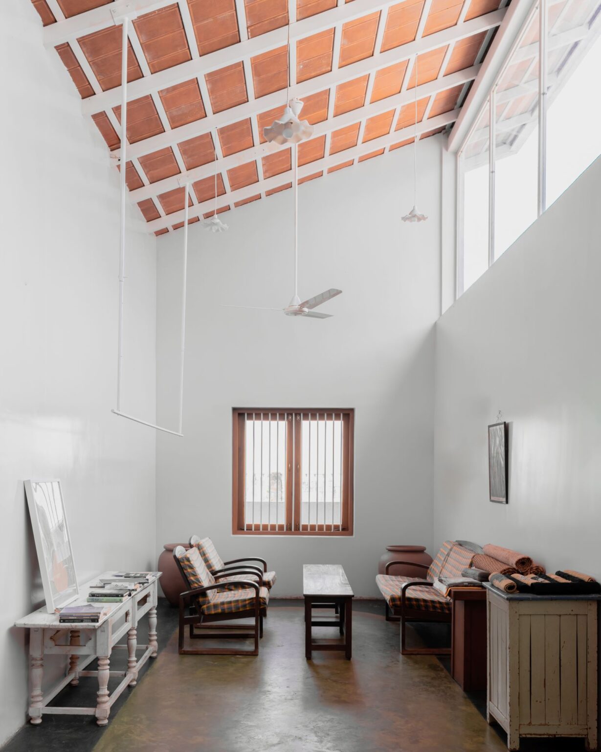 Bungalow Medu, Mettupalayam, by Bhogar Studio - ArchiSHOTS ...