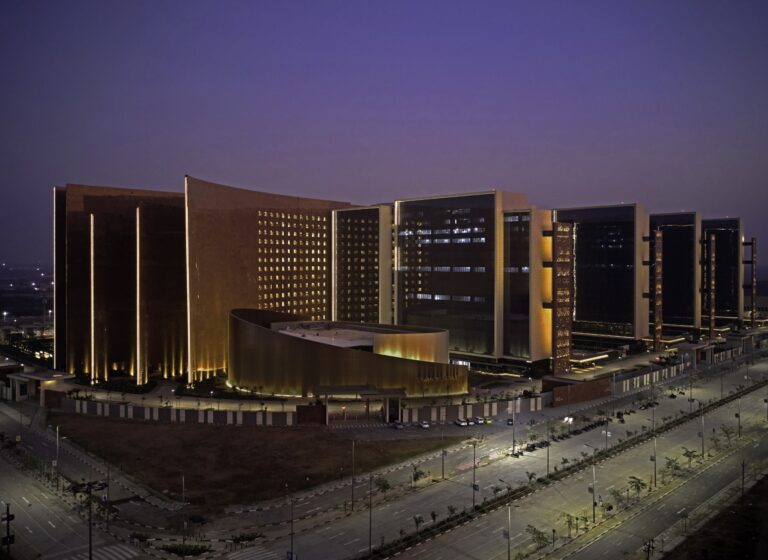 Surat Diamond Bourse, Gujarat, by Morphogenesis Architects, Wins the ...