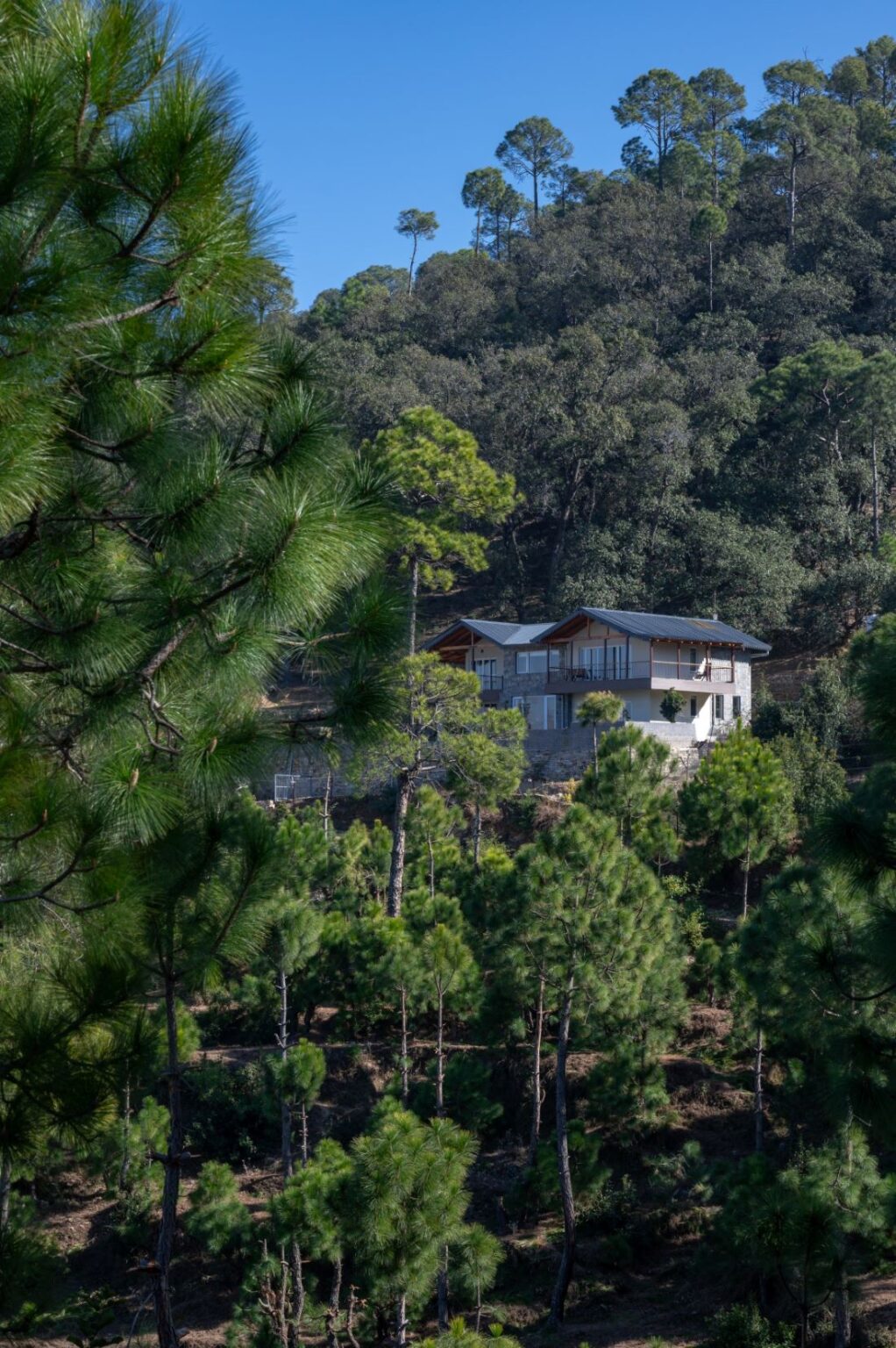 Himāvasa, Chapar, Uttarakhand, by Ātman Studio